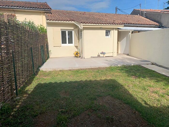 Appartement à louer - Saint-Macaire - 3 pièces - 2 chambres