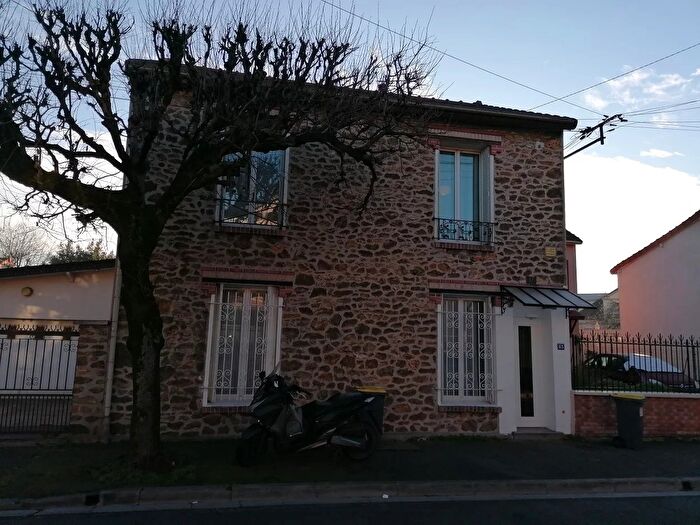 Appartement 3 pièces à Aulnay-sous-Bois, Prevoyant, Le Parc, à louer