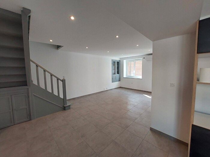 Maison à louer - Saint-Savin - 1 pièce - 1 chambre