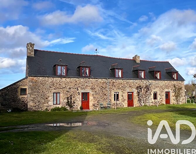 Maison à vendre - Ruca - 8 pièces - 6 chambres