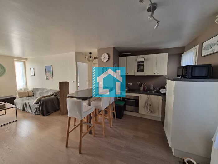 Appartement à vendre - Granville, Centre-ville - 2 pièces - 1 chambre