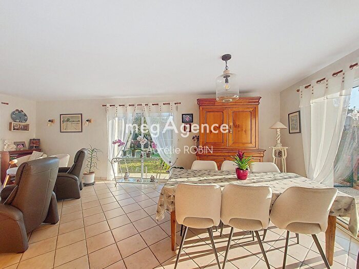 Maison 6 pièces à Somloire, à vendre