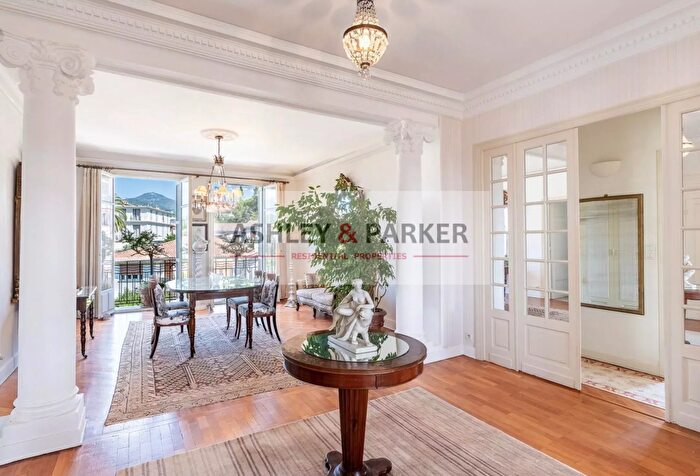 Appartement à vendre - Nice, Valrose - 4 pièces - 3 chambres