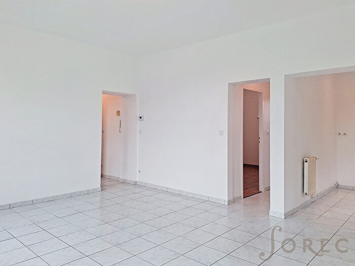 Appartement à louer - Vigy - 3 pièces - 2 chambres