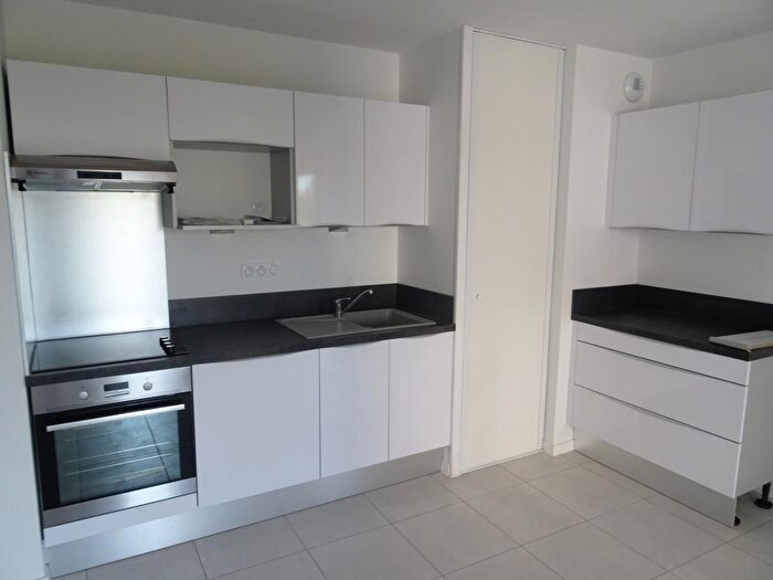 Appartement à louer - Talence, Thouars, Bijou, Raba - 3 pièces - 2 chambres