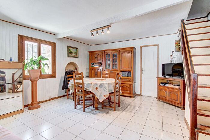 Maison à vendre - Tournefort - 5 pièces - 4 chambres