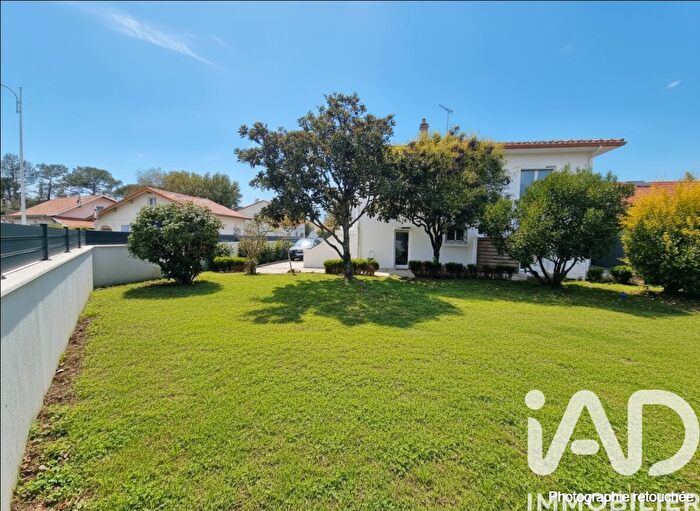 Maison à vendre - Biscarrosse, Centre-ville, République, Breux - 6 pièces - 4 chambres