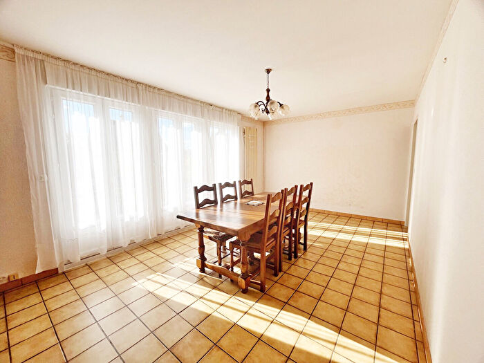 Maison à vendre - Amiens, Sud Est - 5 pièces - 4 chambres