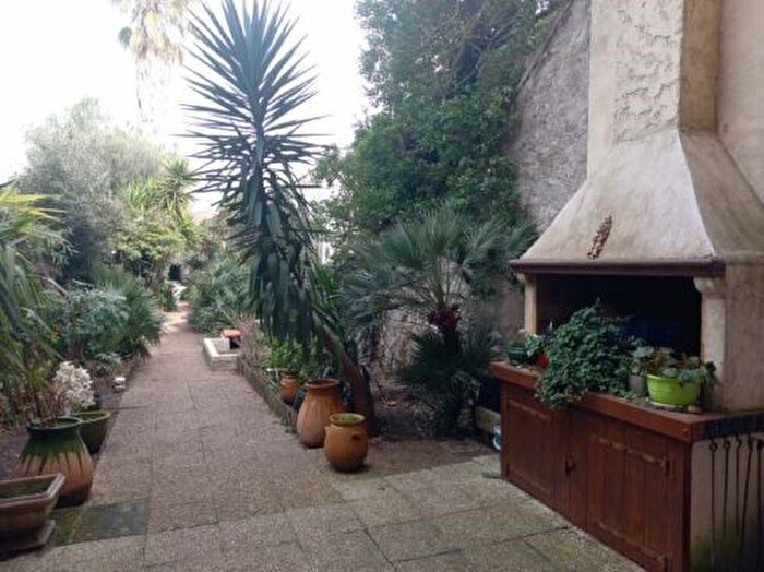 Maison à vendre - Frontignan, La Ville - 5 pièces - 4 chambres