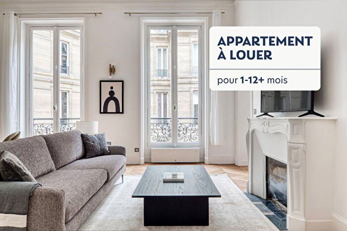 Mairie, Paris 8ème arrondissement : Appartement 3 pièces à louer
