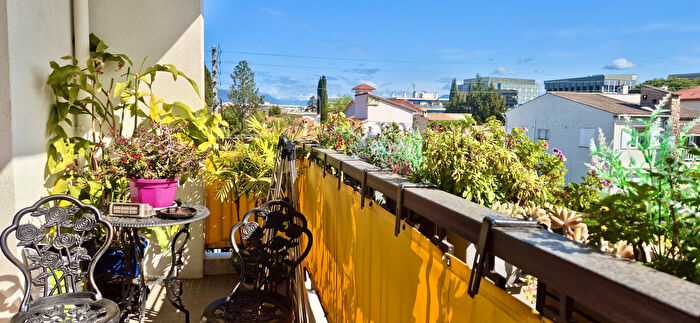 Saint-Laurent-du-Var, Galinières, Pomarels : Appartement 3 pièces à vendre