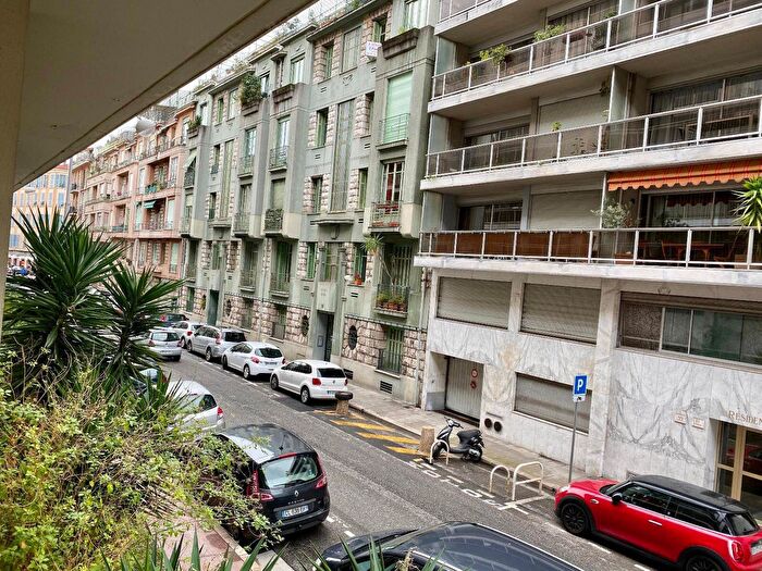 Appartement à louer - Musiciens, Thiers, Nice - 3 pièces