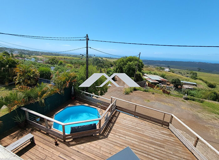 Maison à vendre - Saint-Pierre, Ravine des Cabris - 9 pièces - 8 chambres