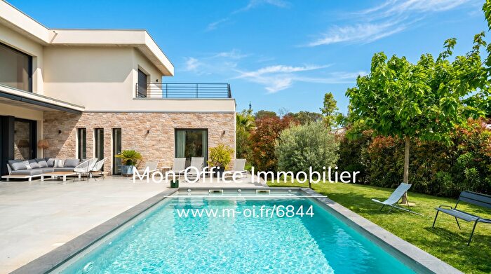 Maison 5 pièces à Ventabren, à vendre
