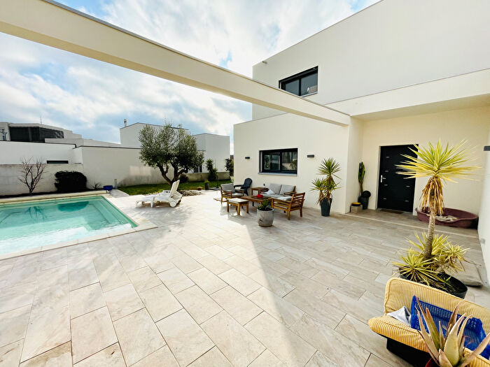 Maison à vendre - Villeneuve-de-la-Raho - 4 pièces - 3 chambres