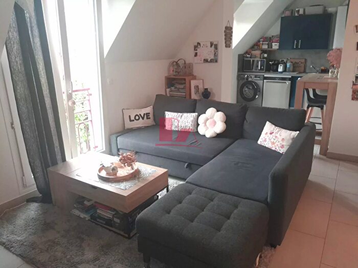 Étampes, Centre-Ville : Appartement 2 pièces à vendre