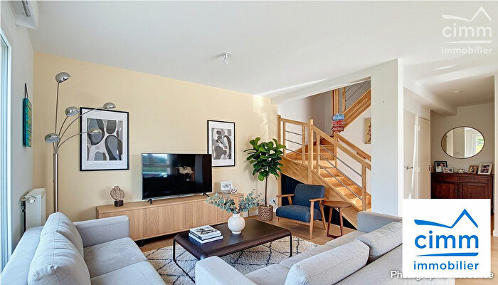 Appartement à vendre - Noyal-Châtillon-sur-Seiche - 4 pièces - 3 chambres