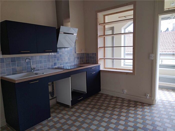 Appartement à louer - Valréas - 4 pièces - 3 chambres