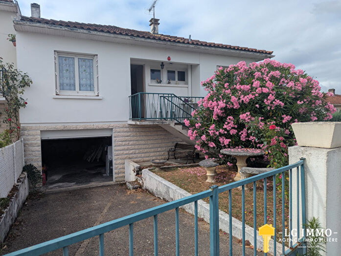 Maison à vendre - Jonzac - 3 pièces - 2 chambres