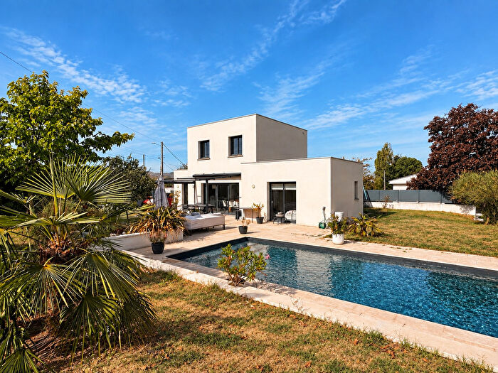 Maison 5 pièces à Soucieu-en-Jarrest, à vendre