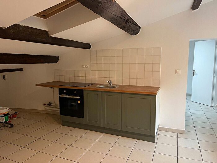 Appartement à louer - Centre Ancien, Istres - 2 pièces - 1 chambre