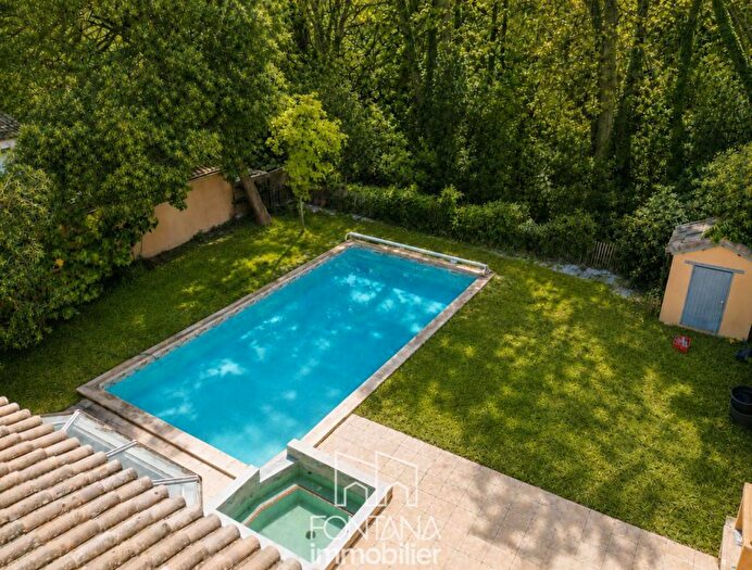 Vailhauquès - Maison 5 pièces à vendre