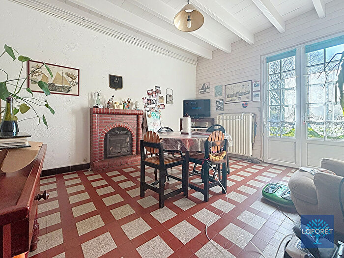 Maison à vendre - Saint-Gilles-Croix-de-Vie - 6 pièces - 3 chambres