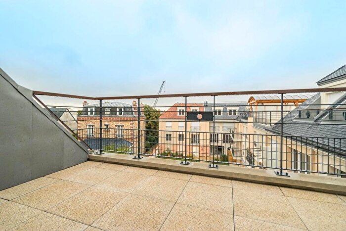 Appartement à louer - Le Centre Ville, Villiers-sur-Marne - 4 pièces - 3 chambres