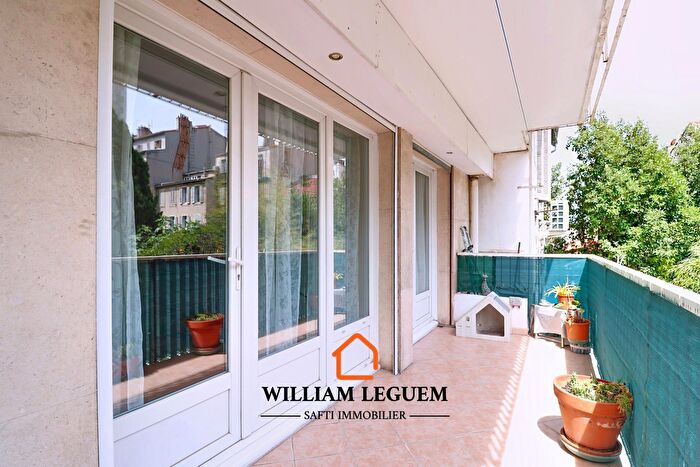 Appartement à vendre - Marseille e , Castellane - 3 pièces - 2 chambres