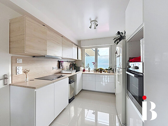 Maison à louer - Sautron - 5 pièces - 3 chambres