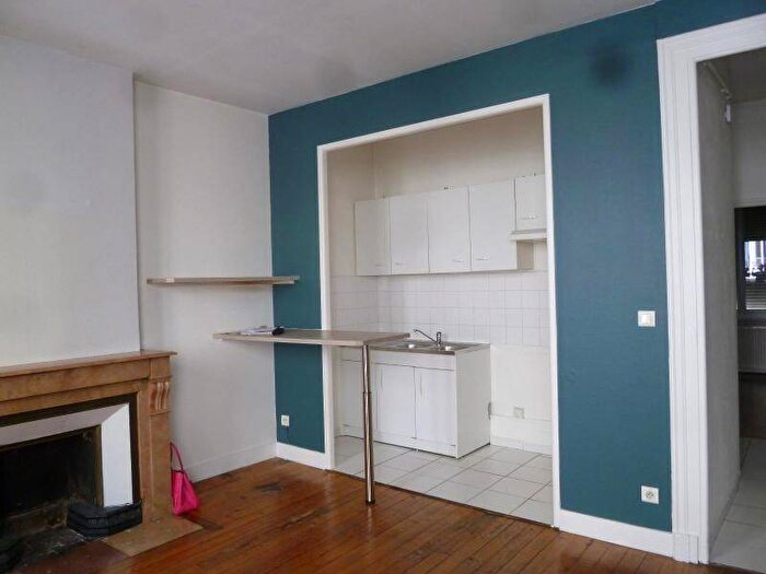 Appartement à louer - Centre Nord, Oullins-Pierre-Bénite - 2 pièces - 1 chambre