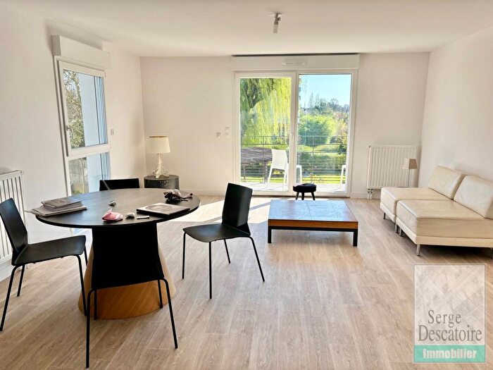 Appartement à louer - Bourg-Centre Ville-Saint Vincent, Marcq-en-Bar ul - 4 pièces - 3 chambres