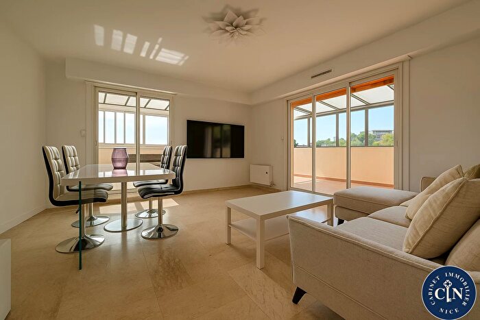 Appartement à vendre - Nice, Madeleine - 4 pièces - 3 chambres