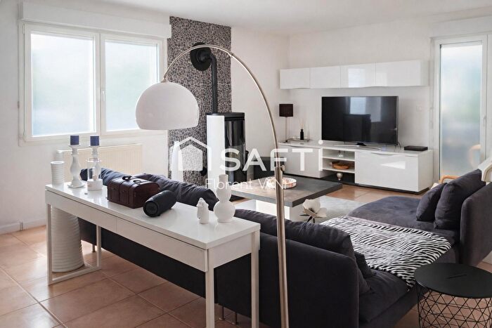 Maison à vendre - Creutzwald, Centre-ville, Houvergaerten - 7 pièces - 4 chambres