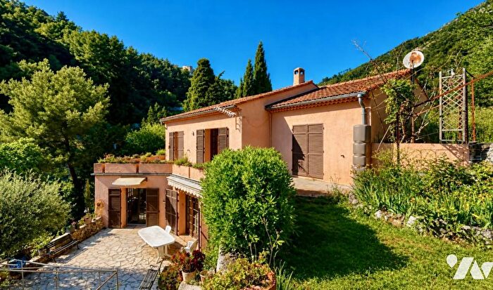 Castellar : Maison 7 pièces à vendre