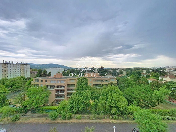 Caluire-et-Cuire, Cuire-le-bas, Cuire-le-Haut : Appartement 4 pièces à vendre