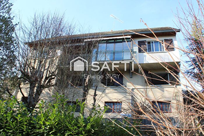 Maison à vendre - Semur-en-Auxois - 9 pièces - 4 chambres