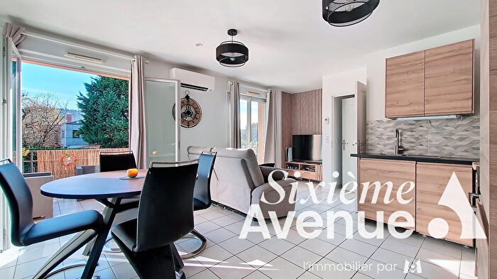 Appartement à vendre - Saint-Priest, Marendiers - 2 pièces - 1 chambre