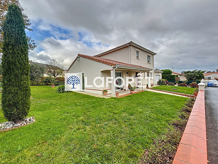 Maison à vendre - Somloire - 5 pièces - 4 chambres