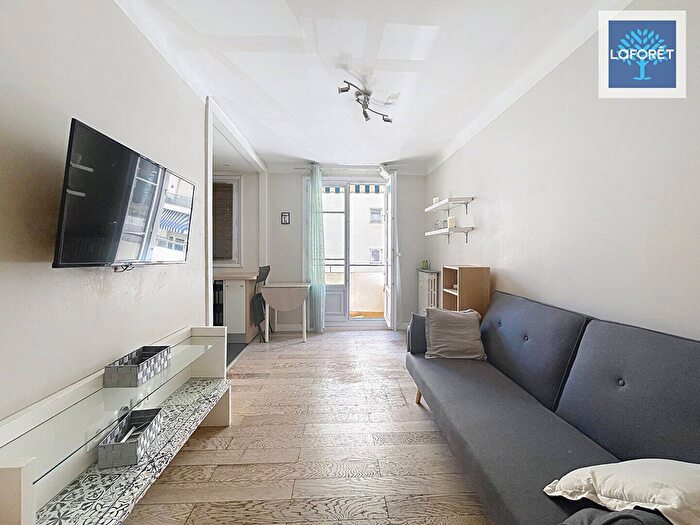 Appartement à louer - Grosso, Nice - 2 pièces - 1 chambre
