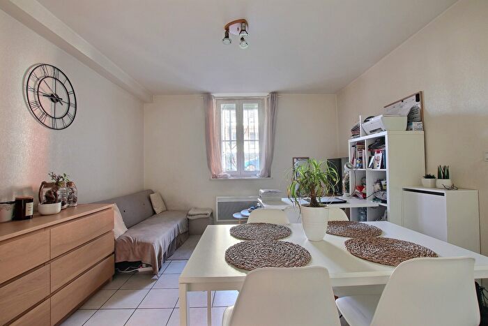 Appartement à louer - Clermont-Ferrand, Vallières, Sallins, Poncillon - 2 pièces - 1 chambre