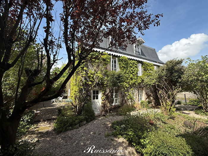 Maison à vendre - Champagne-sur-Vingeanne - 12 pièces - 9 chambres