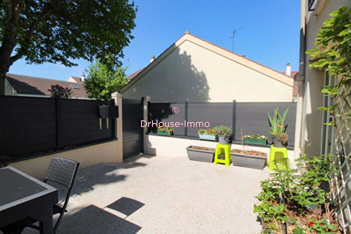 Maison 5 pièces à vendre à Maurepas, Centre-ville, Malmedonne