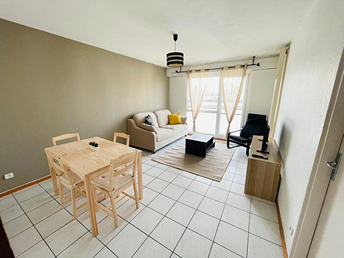 Appartement à louer - Rixheim, Romains - 2 pièces - 1 chambre