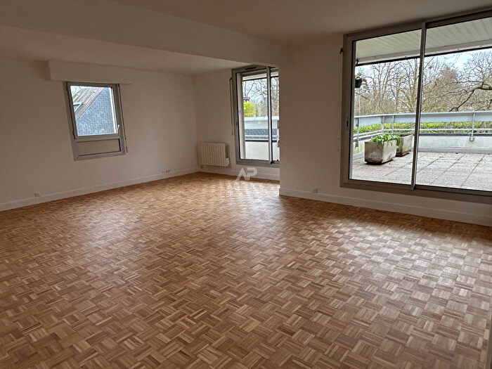 Appartement à louer - Maisons-Laffitte, Est - 6 pièces - 4 chambres