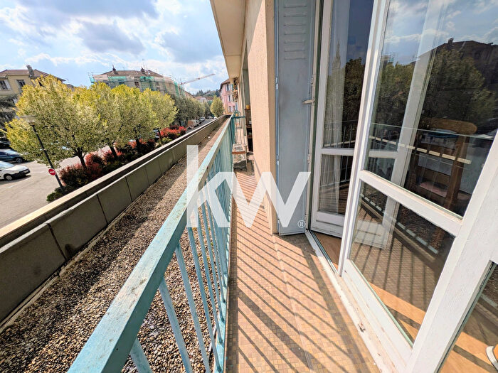 Saint-Chamond, Centre-ville, Saint-Ennemond, Chavanne : Appartement 5 pièces à vendre