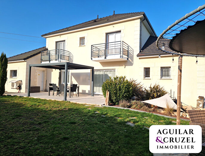 Maison à vendre - Saint-Doulchard - 7 pièces - 5 chambres