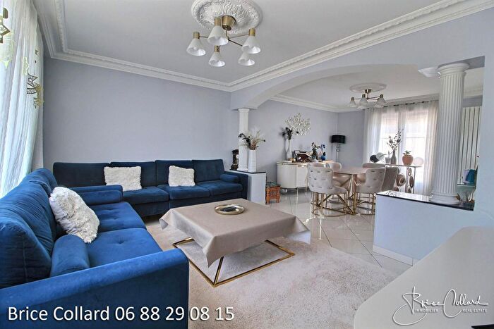 Maison à vendre - Nogent-sur-Oise, Carnot, Europe, Pont Royal - 7 pièces - 5 chambres