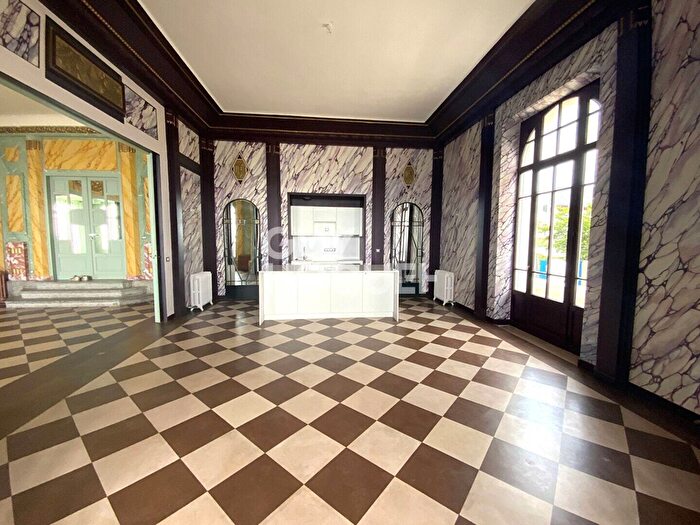 Appartement à louer - Gambetta, Pornichet - 5 pièces - 3 chambres