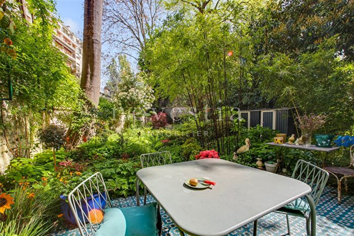 Appartement 4 pièces à Paris 16ème, Auteuil-Nord, Jasmin, Mirabeau, à vendre